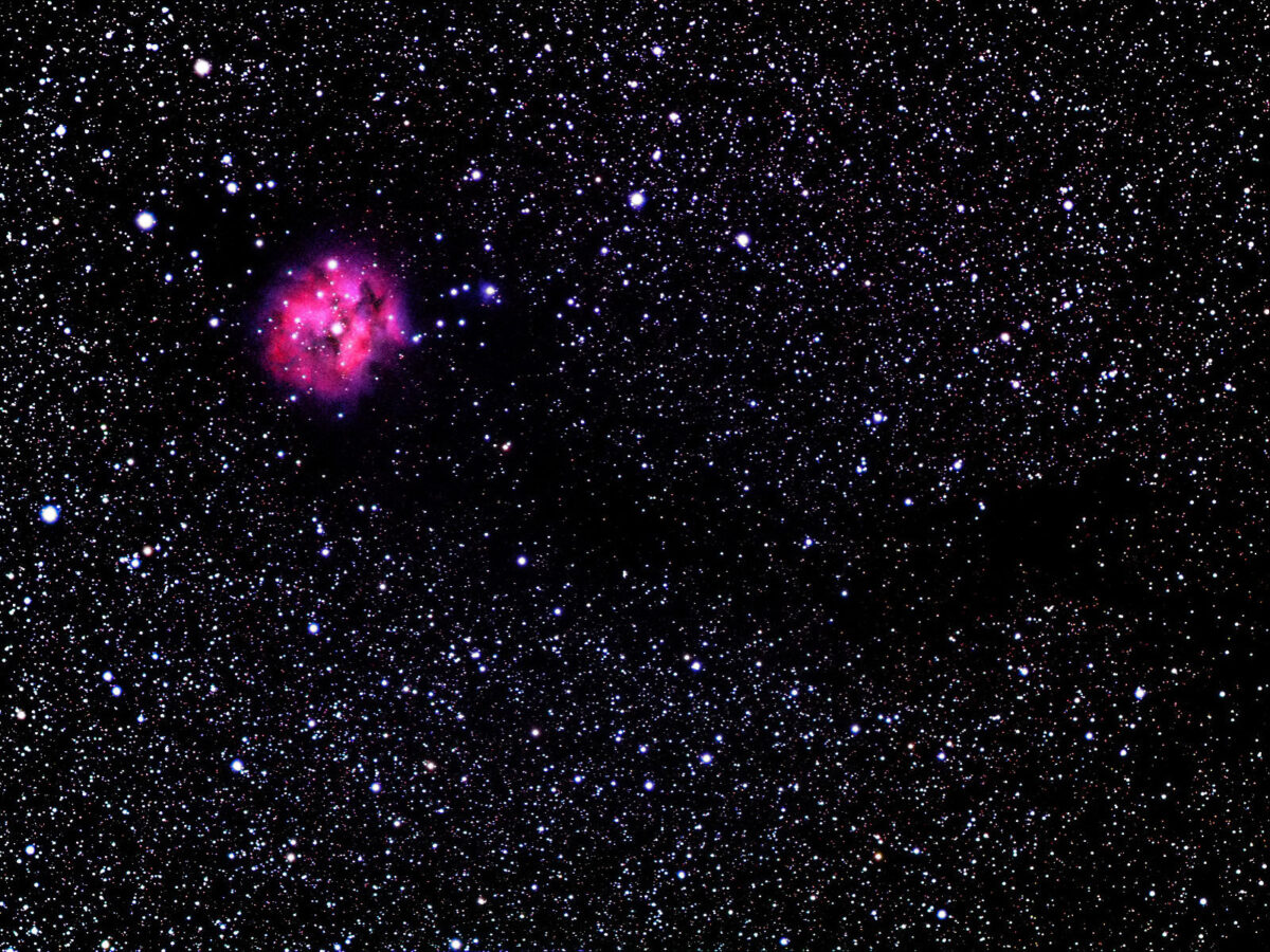 IC5146 – DeepSkyObjects.com